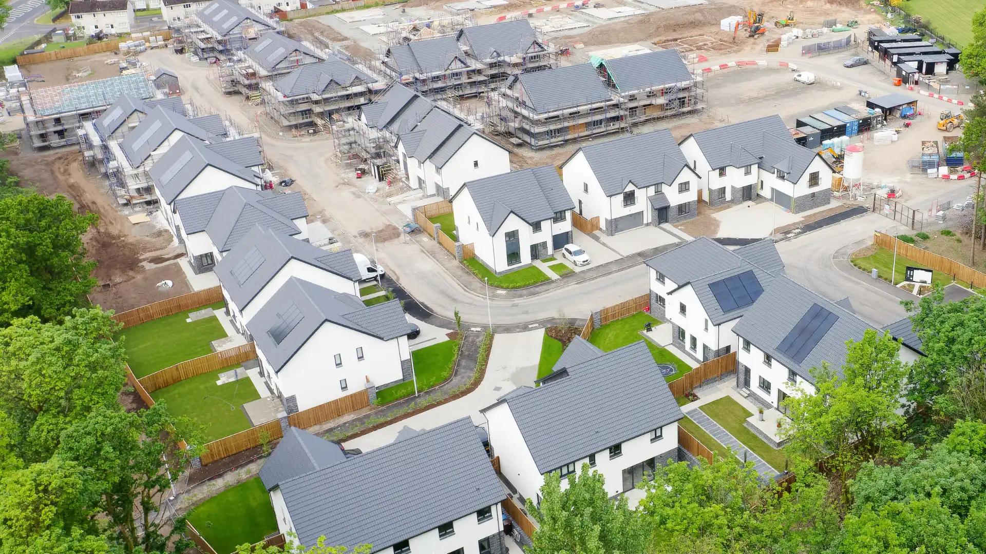 Future Homes Standard 2025: Achieving net zero energy in new buildings